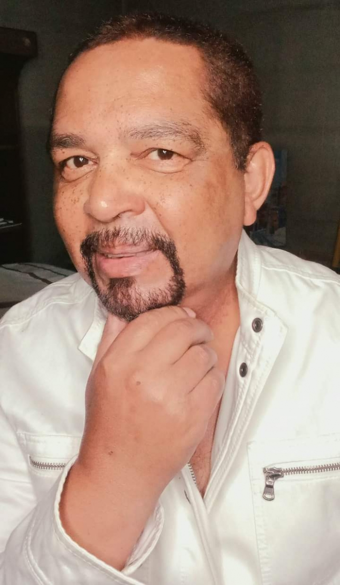 ARTclectic Gallery artwork shop page for Jonathan Carter, oil painter ...